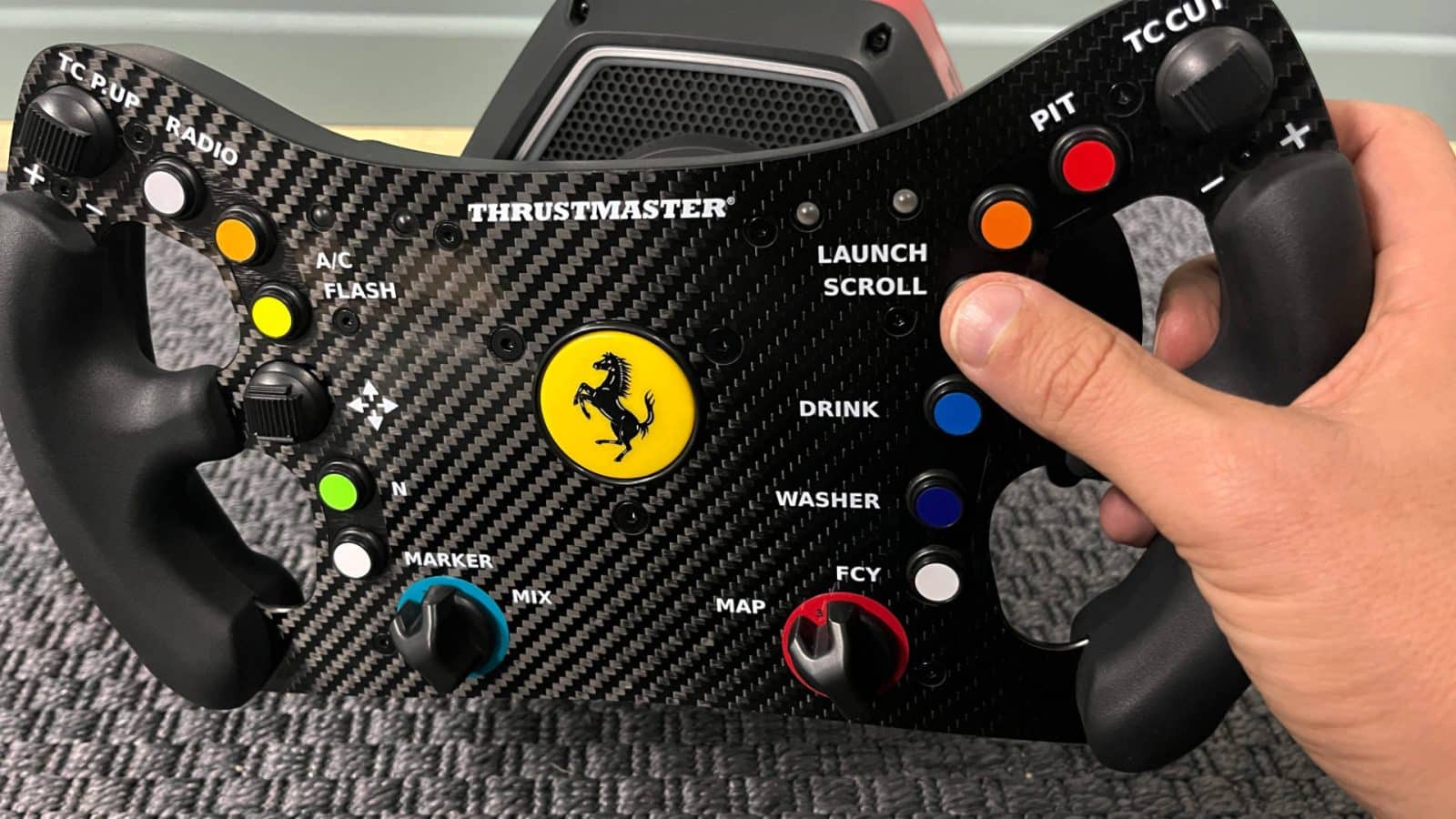 Test du volant Thrustmaster Ferrari 488 GT3 Wheel Add On - Superchicane